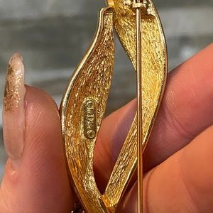 Dior | Jewelry | Christian Dior Brooch Pin | Poshmark